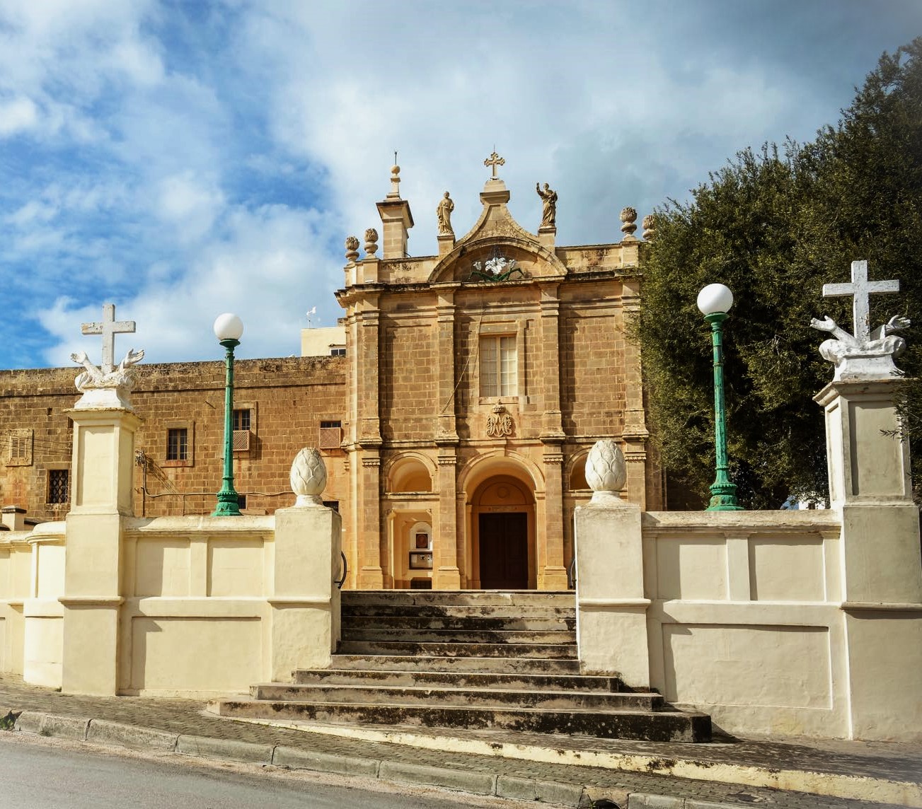 Church of Our Lady of Divine Grace - Pilgrimaps